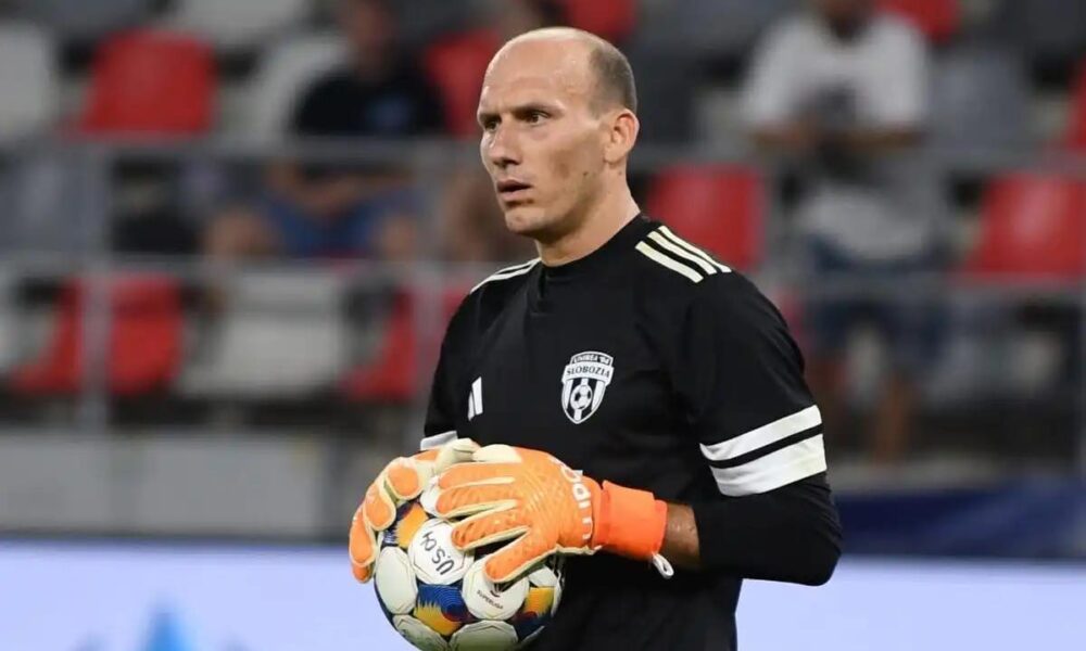 Denis Rusu, goalkeeper-ul Unirii Slobozia, a suferit o fractură de ...